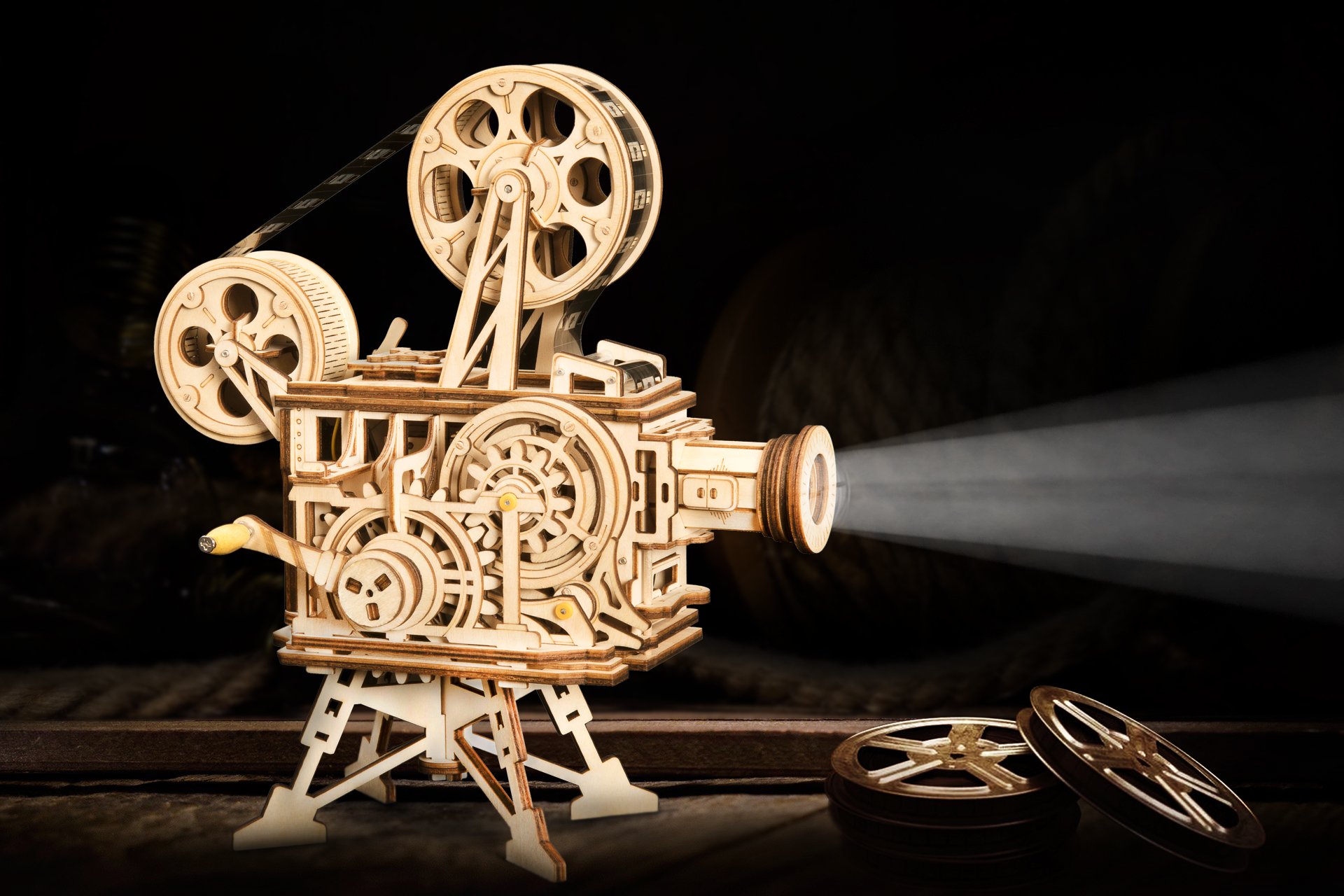 Filmfremviser - Vitascope - 3D Træmodeller - puslehobby.dk